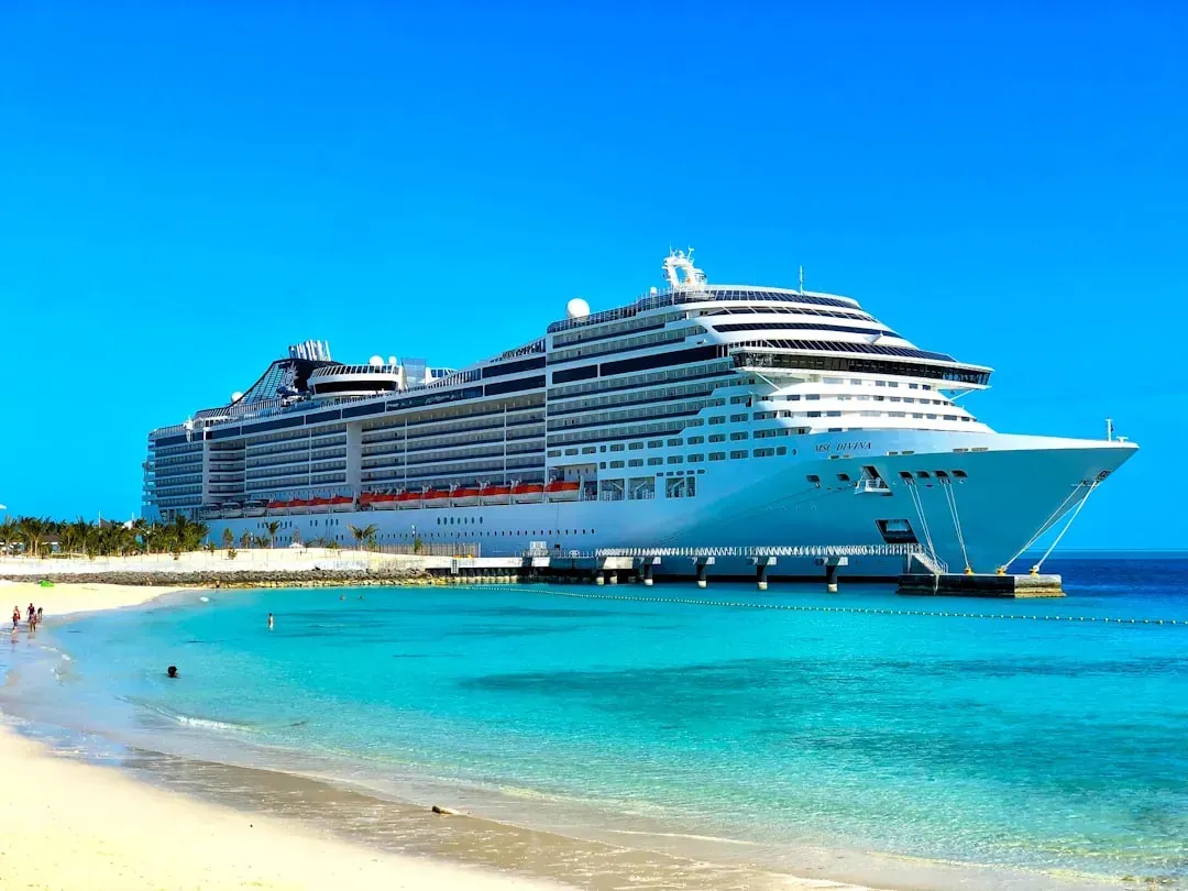9 cruise rip-offs that leave passengers frustrated, anxious, and scared ...