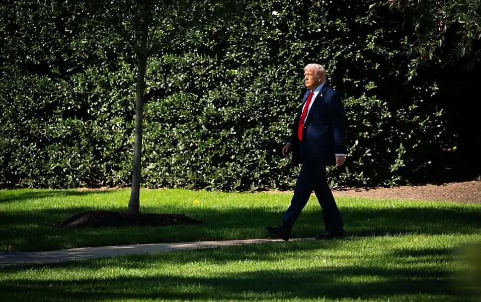 Wolff claims 'mortality watch' as Trump health secrecy deepens