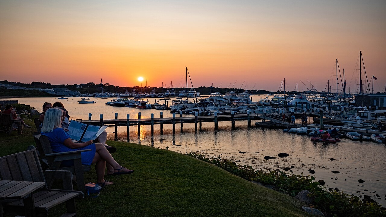 This Rhode Island island has 17 miles of free beach and zero traffic lights