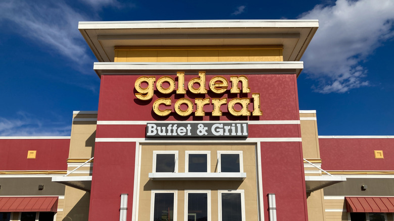 12 shady things about Golden Corral you need to know