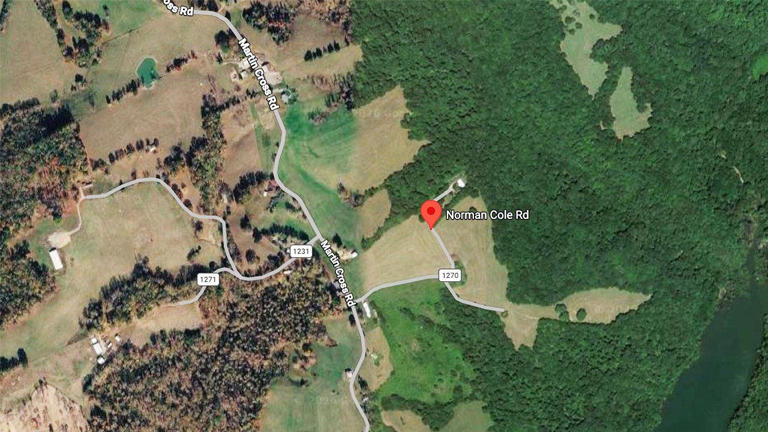 Manhunt targets 'armed and dangerous' murder suspect now on state's ...