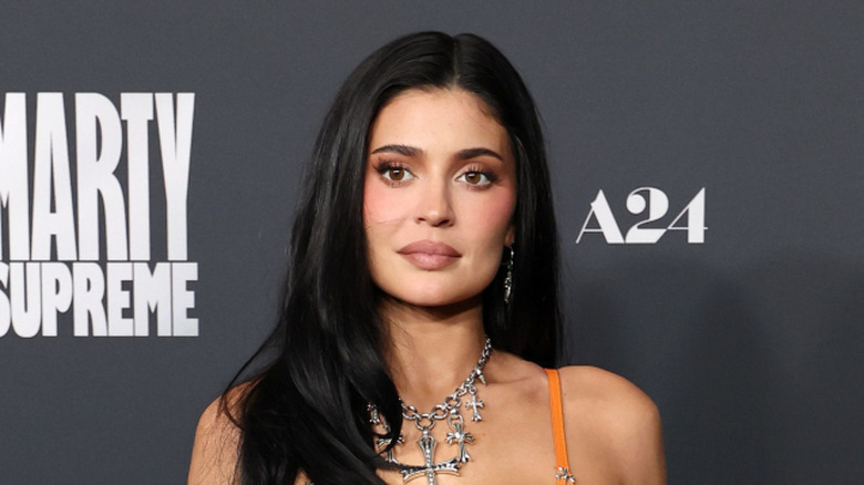 The MUA hack that gives the appearance of fuller lips with just a bit ...