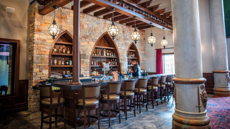 New medieval-themed Dellshire Resort opens in Wisconsin Dells