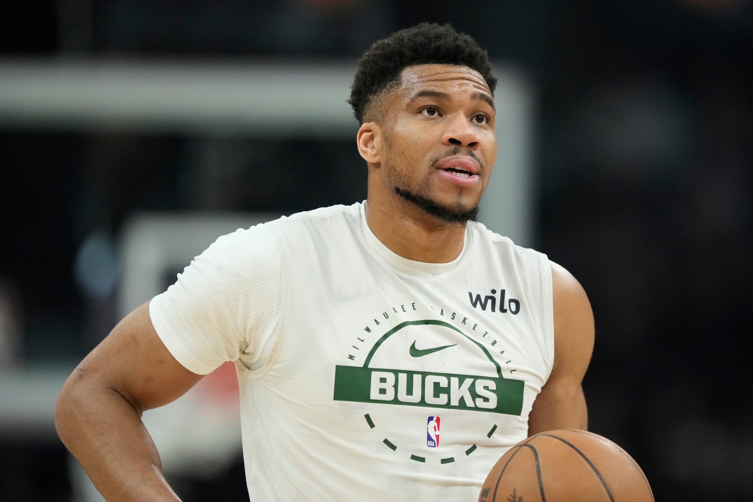Report: Giannis Antetokounmpo is intrigued by idea of joining 'wild ...