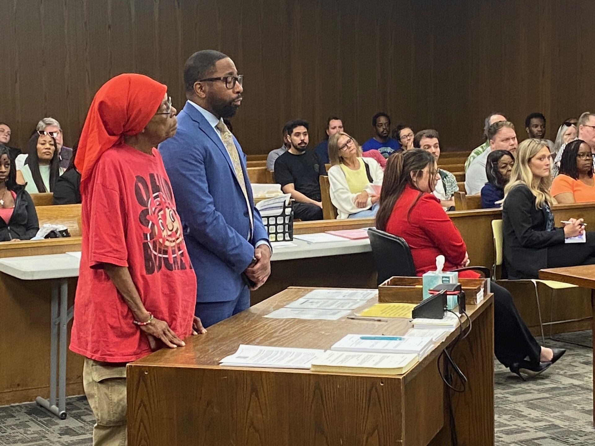 Student on board with alleged drunk bus driver in Toledo among those ...