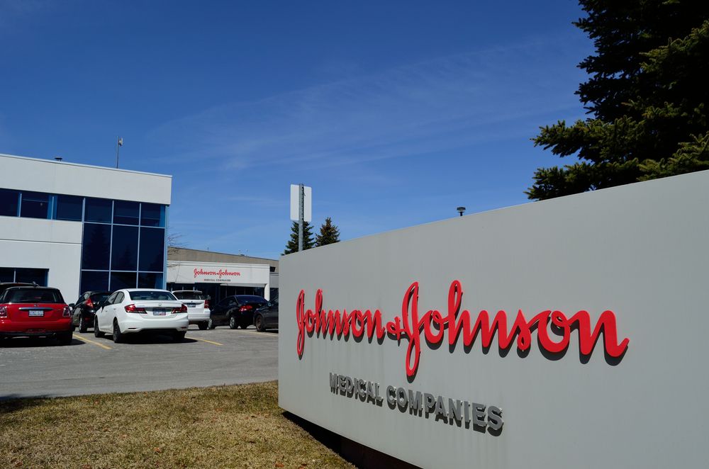 JNJ reports promising survival data from CHRYSALIS-2 lung cancer study