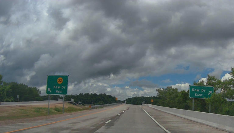Turner Diagonal bridge reopens over Kaw Drive after years of construction