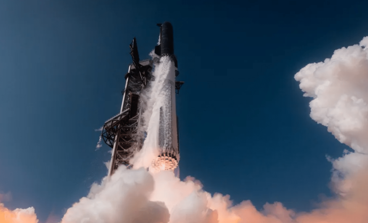 SpaceX’s new Starship V3 faces FAA grounding after critical booster failure