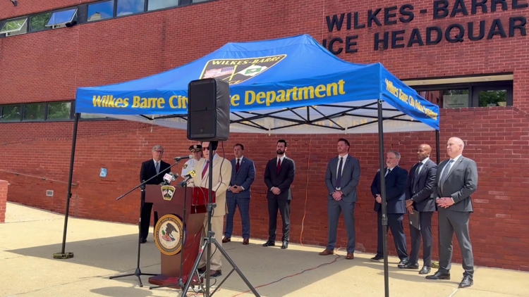 Four charged in connection with machine gun trafficking ring in Luzerne ...