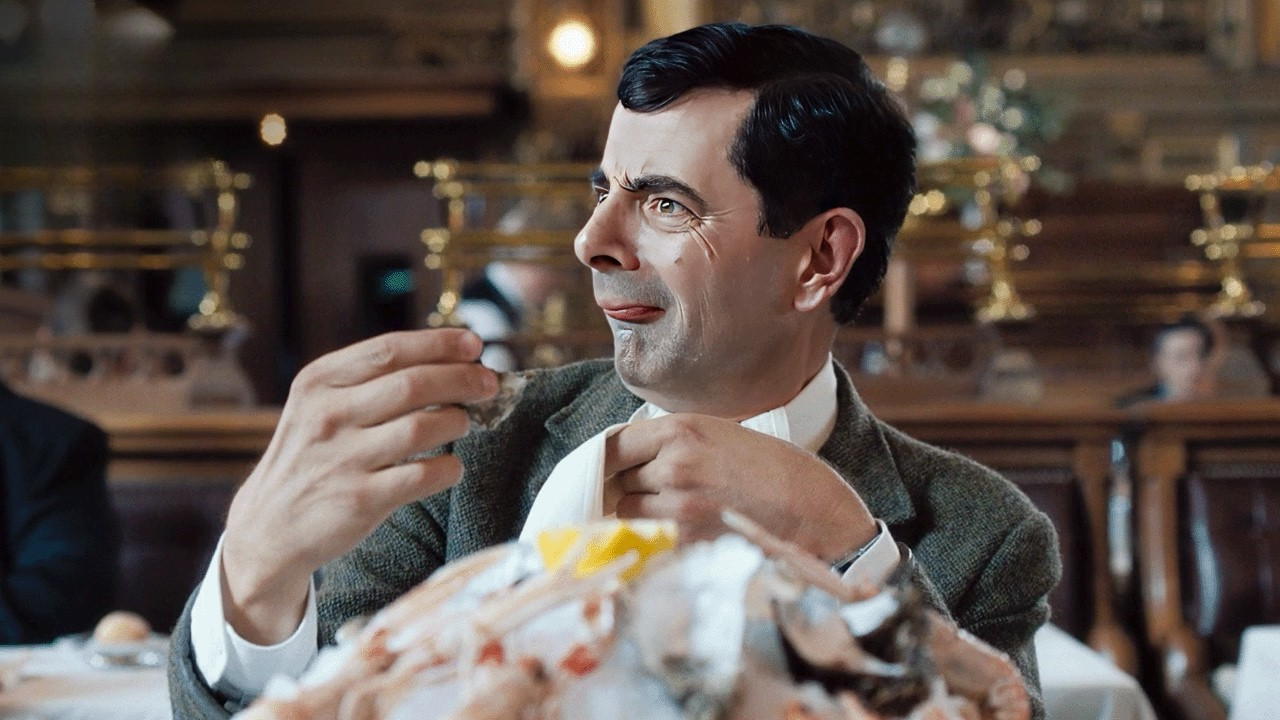 Bean struggles to eat Parisian seafood | Mr. Bean's Holiday
