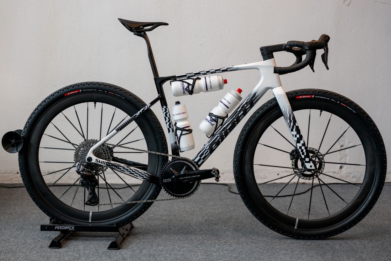 Prototype Giant and Liv gravel race bikes spotted ahead of Unbound Gravel