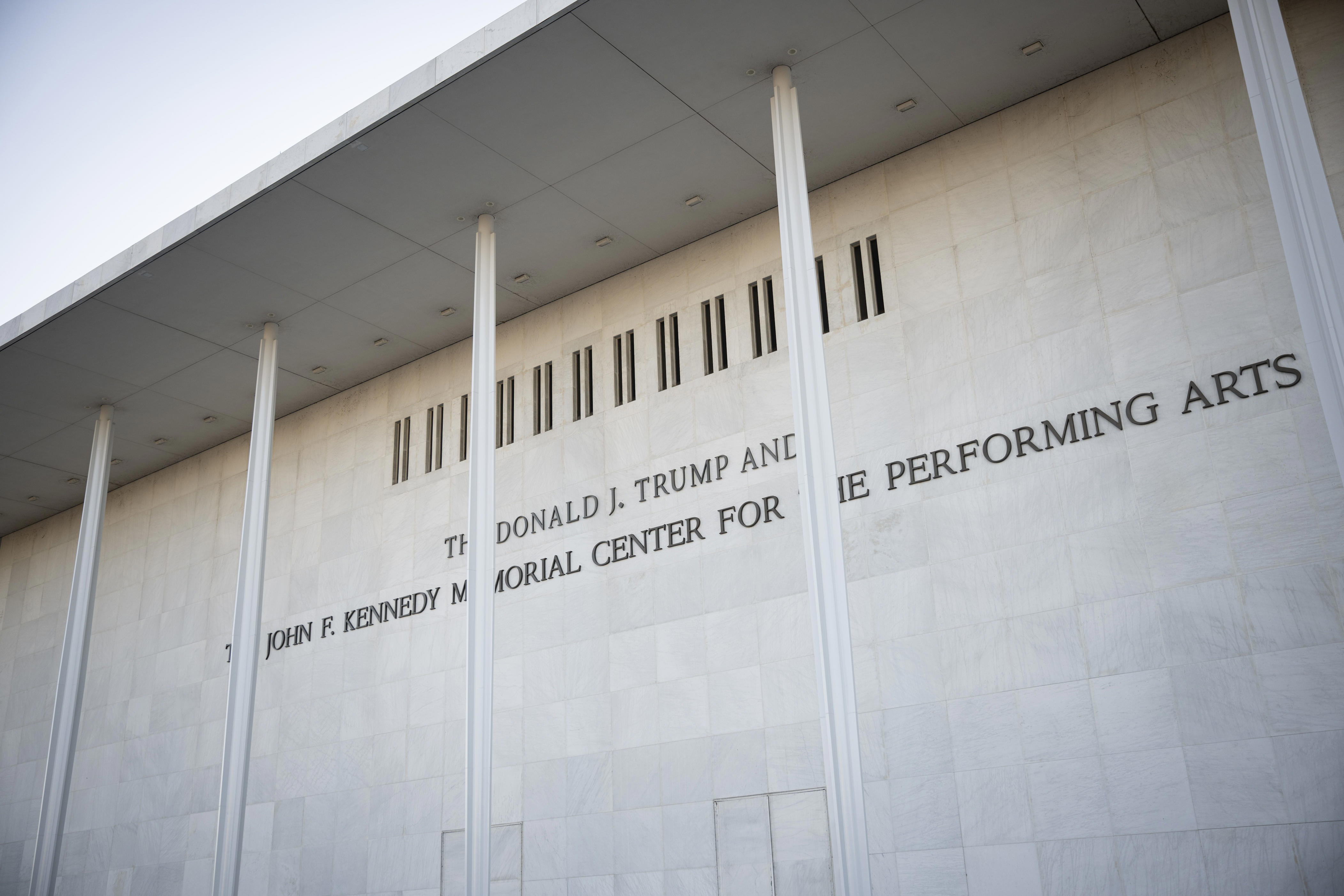 A judge ordered Trump's name removed from the Kennedy Center. Here's a ...
