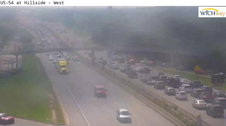 1 person dead in motorcycle crash on Kellogg