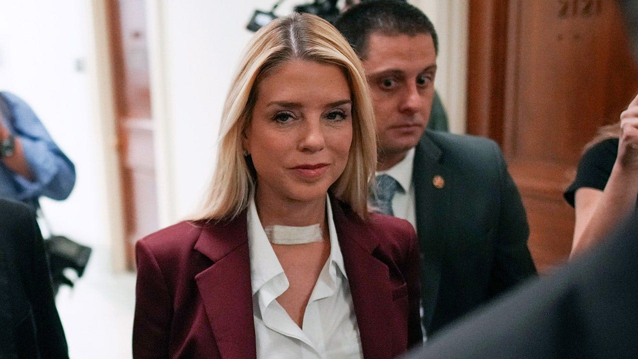 Former attorney general Pam Bondi hails Trump admin's 'justice and ...