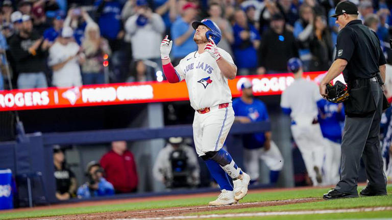 Blue Jays share important injury updates on multiple pitchers
