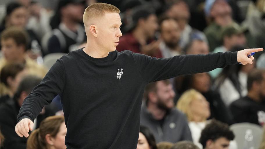 Sean Sweeney's Orlando Magic hire serves Spurs brutal reminder about ...