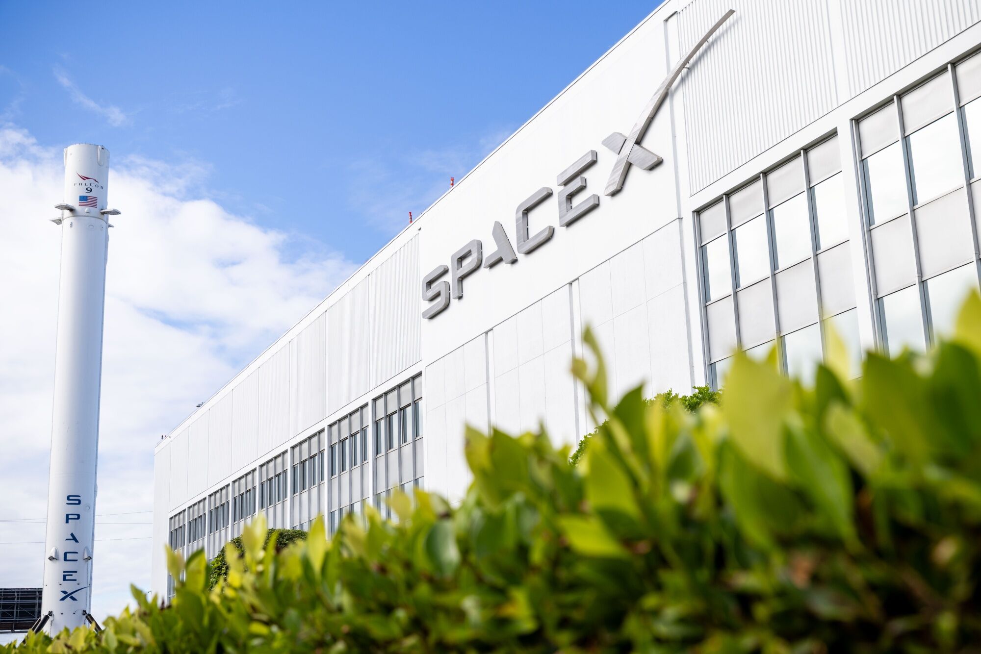 SpaceX wins $4 billion contract for US Golden Dome satellites