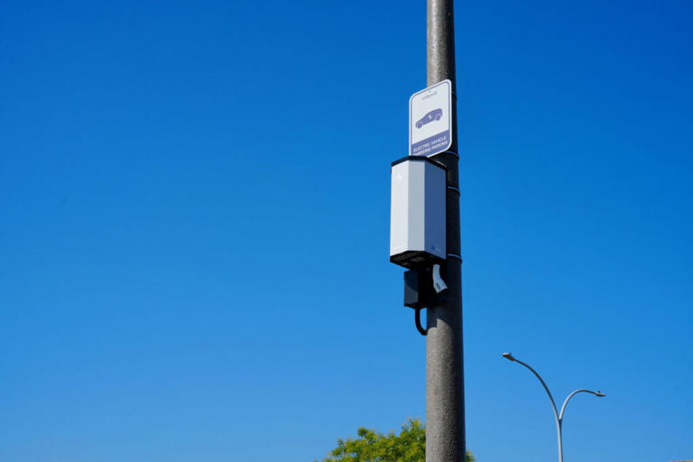 DC turns streetlights into EV chargers, and dirty diesel foots the bill