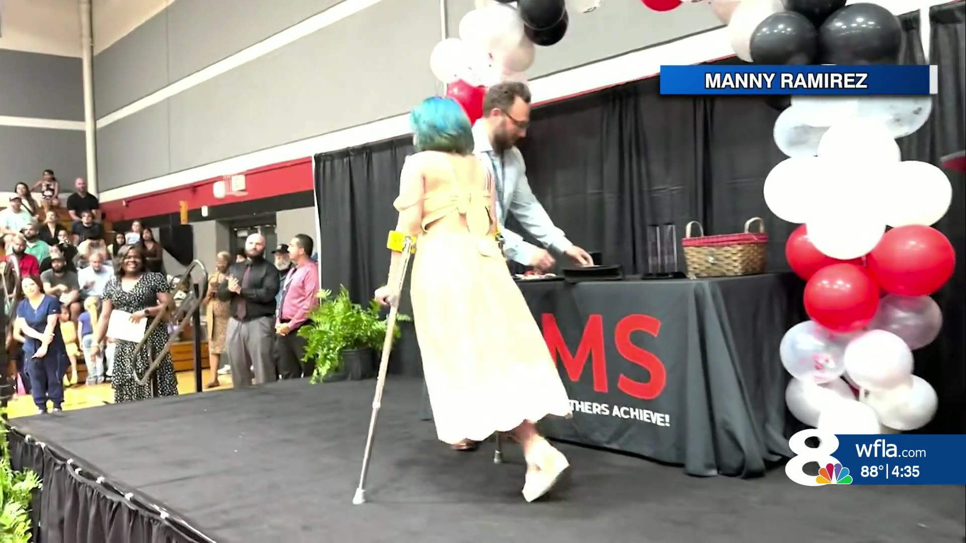 14-year-old girl who survived leg tumor graduate's middle school