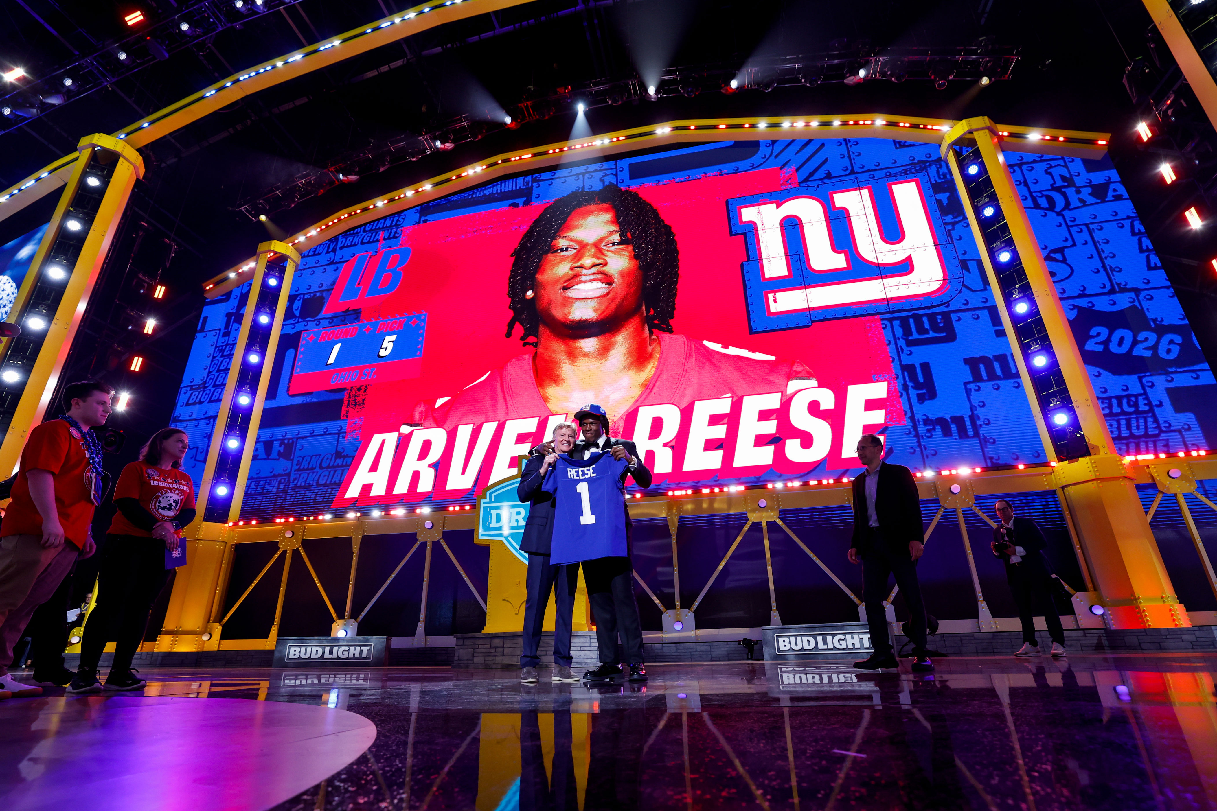 NY Giants news: LB Arvell Reese signs his rookie contract