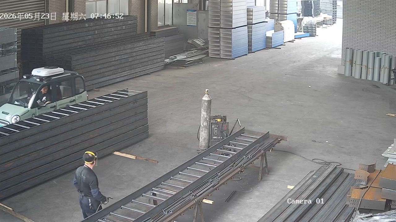 Electric car loses front wheel inside factory!