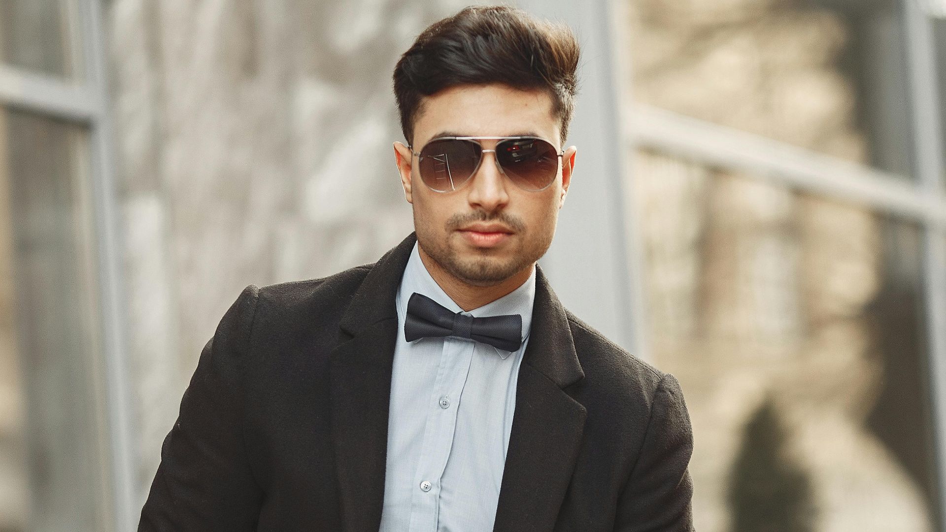 20 things only mature men wear