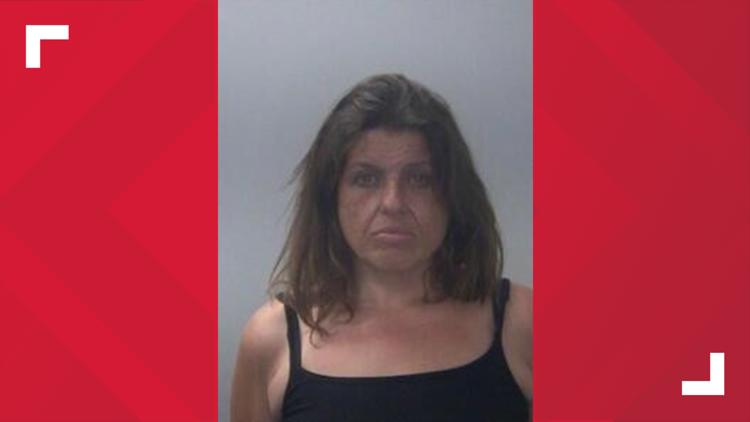 Huntsville woman arrested for attacking man with knife