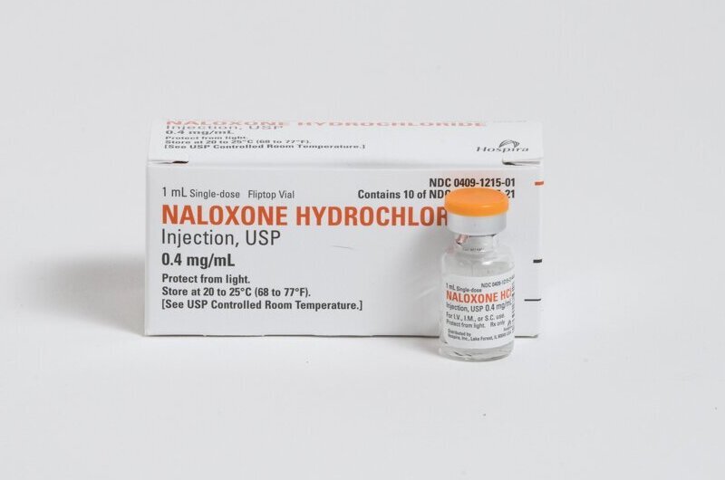 Naloxone use during cardiac arrest linked to improved survival