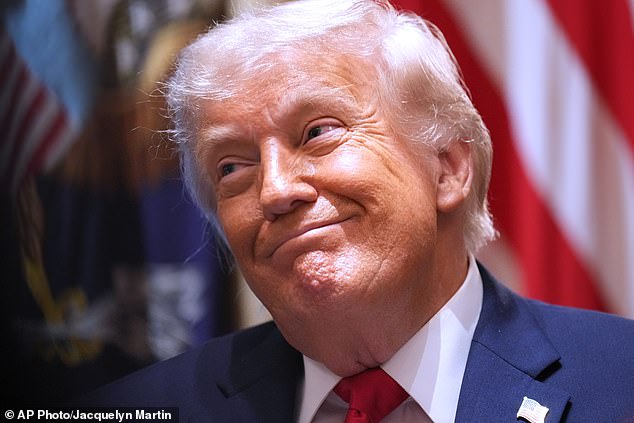 Pentagon seeks troops to fill seats at Trump White House UFC fight ...