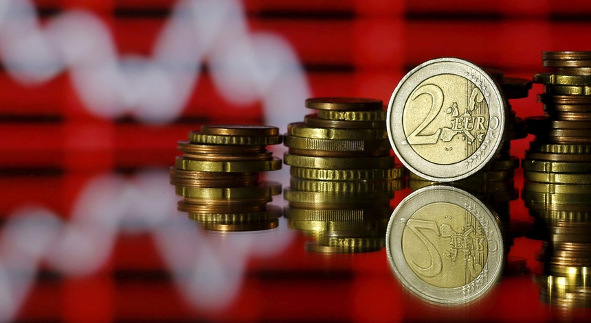 Estado regista défice de 1.548 milhões de euros até abril