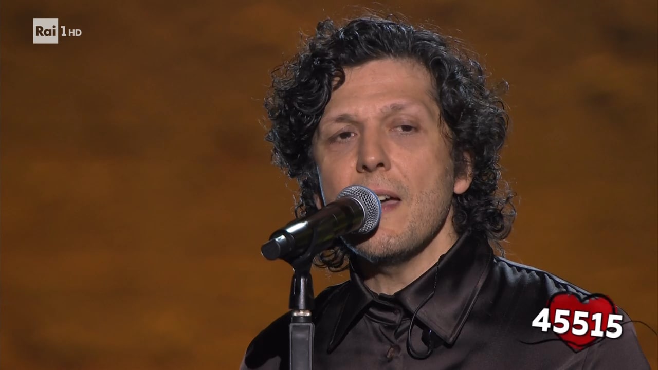 Ermal Meta - Stella stellina - Con il cuore nel nome di Francesco 29/05 ...