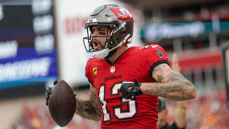 Buccaneers legends send clear message about Mike Evans leaving Tampa Bay