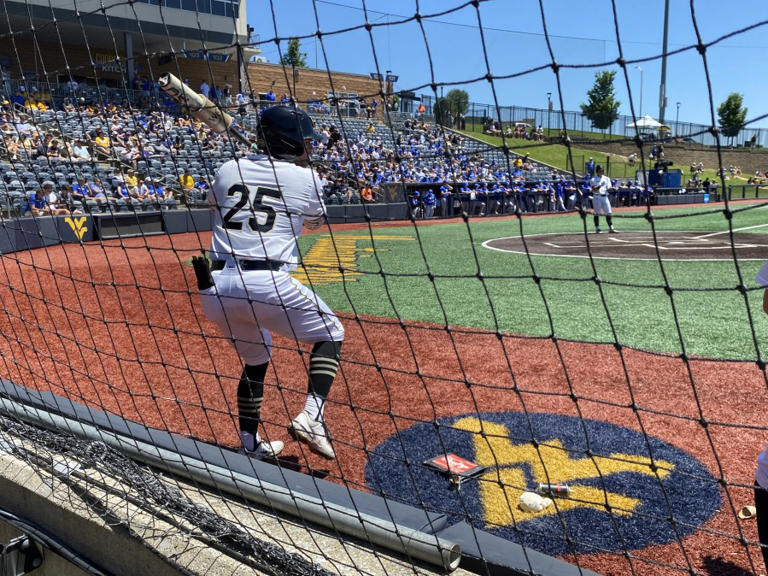 A NCAA miracle: Baseball tournament brings Nicholas County family together