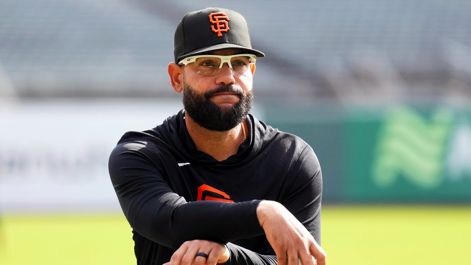 Giants demote assistant coach after brutal Diamondbacks series