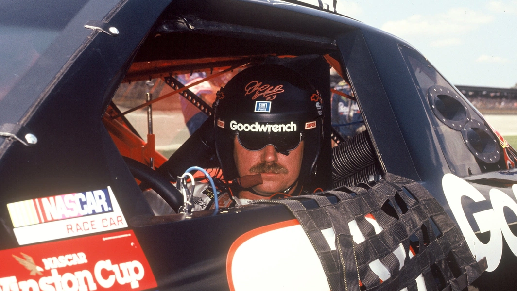 Tony Stewart alleges Bill France Jr. blocked Dale Sr.’s title streaks