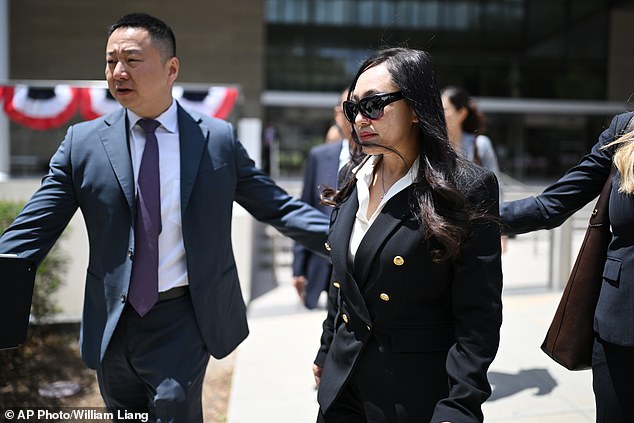 Disgraced ex-California mayor who loves to heavily filter her photos ...