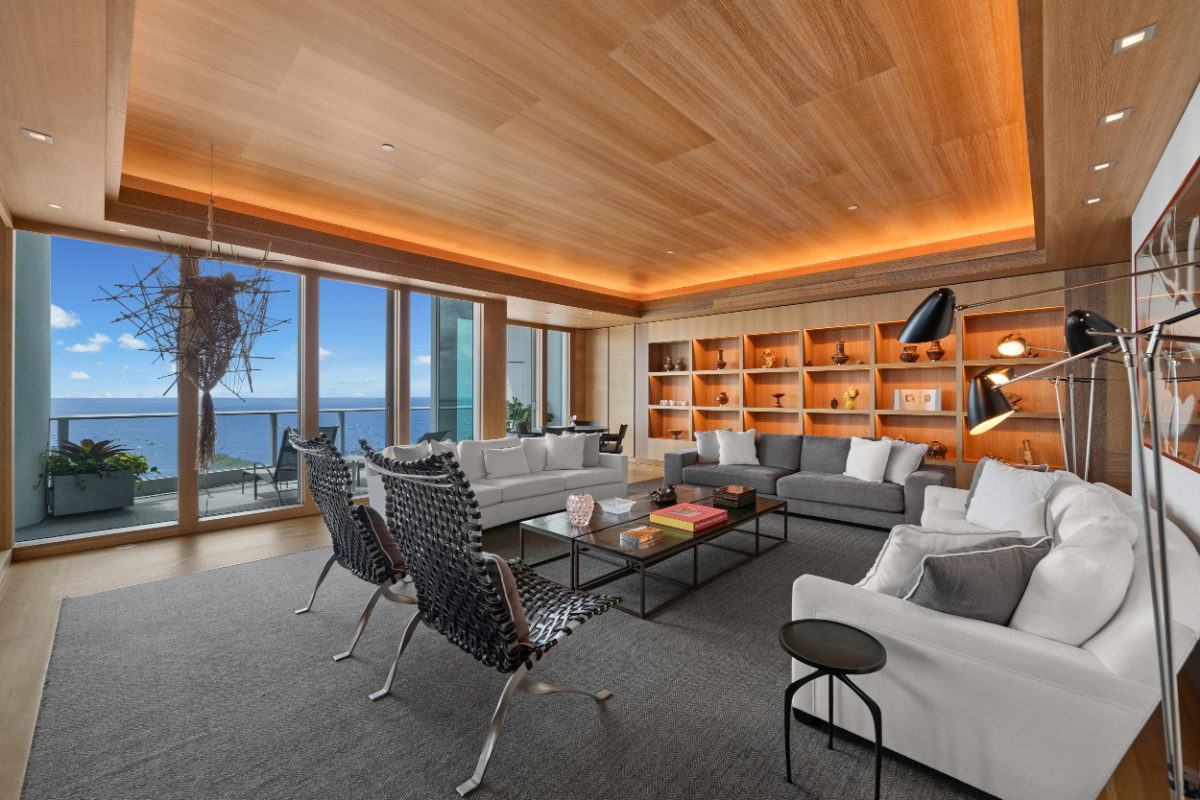 2627 S Bayshore Drive, Unit 3201 in photos