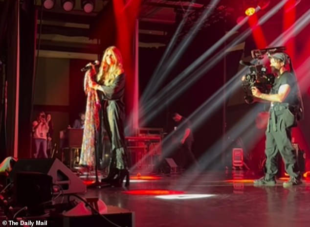 Jessica Simpson announces new special project for next chapter of her ...