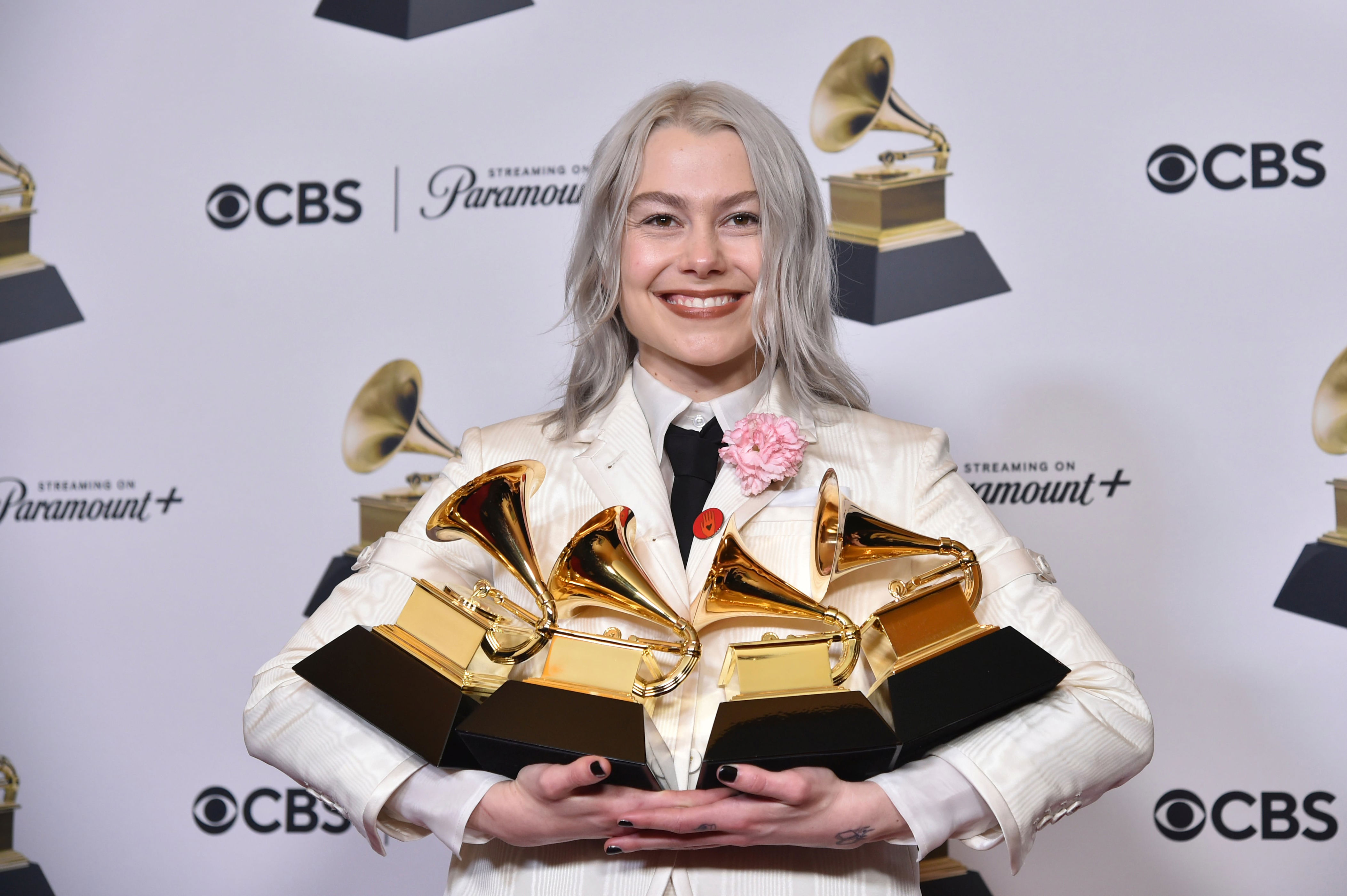 Phoebe Bridgers pop-up show in Davenport sells out in hours