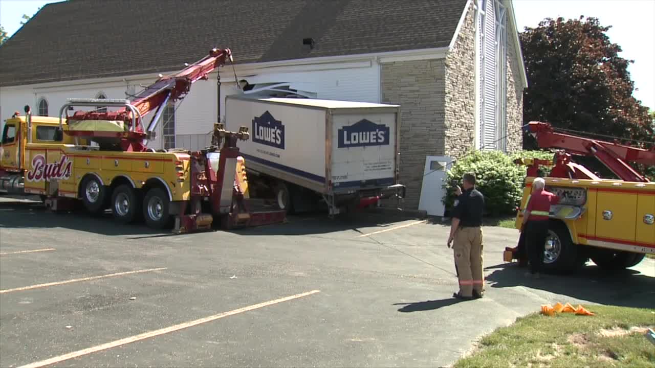 'We're not planning on going anywhere': Pastor say church will meet in ...