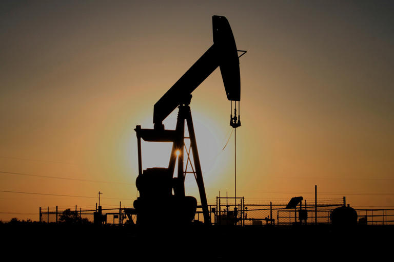 SEC moves to repeal rule that requires companies to report greenhouse ...