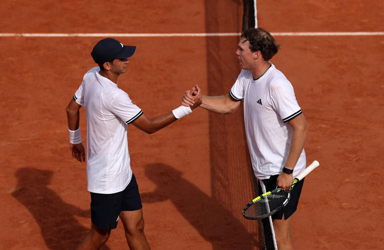 Tennis world reacts after Spanish star Jodar denies pushing ball girl