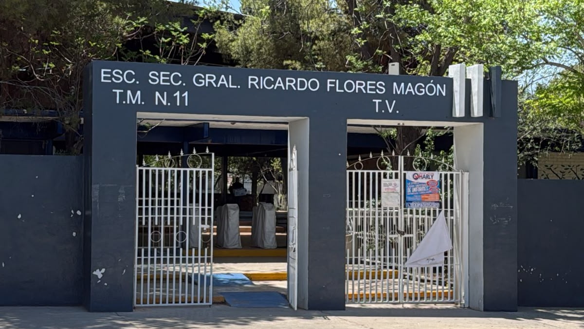 Alumnos de secundaria Ricardo Flores Magón en Saltillo golpean ...