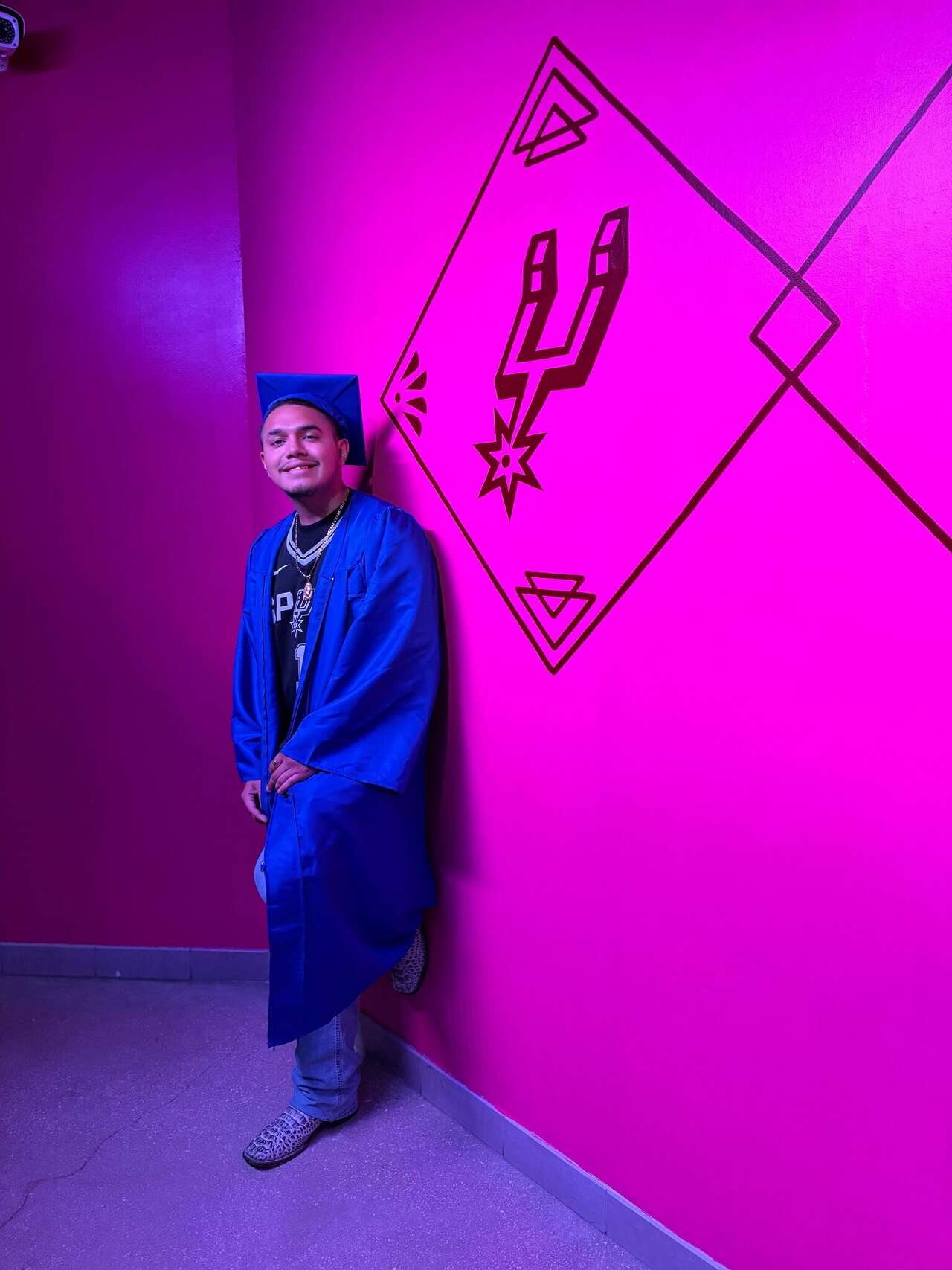 Corpus Christi senior makes trip to Spurs Game 6 two days before graduation