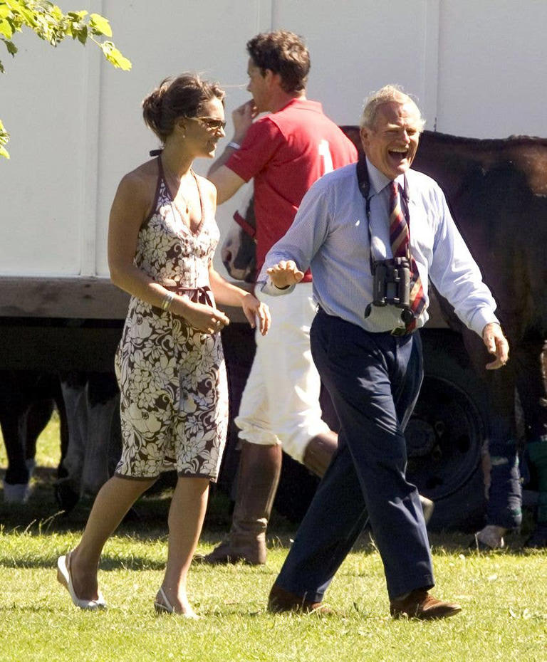 Princess Kate was a heatwave style muse in elegant halterneck sundress ...