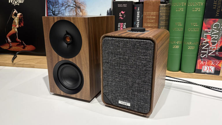 Cambridge Audio L/R S vs Ruark Audio MR1 Mk3: which compact desktop ...