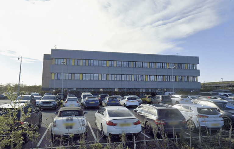 Lifeguards sacked for AI botch job after boy almost drowned in swimming ...