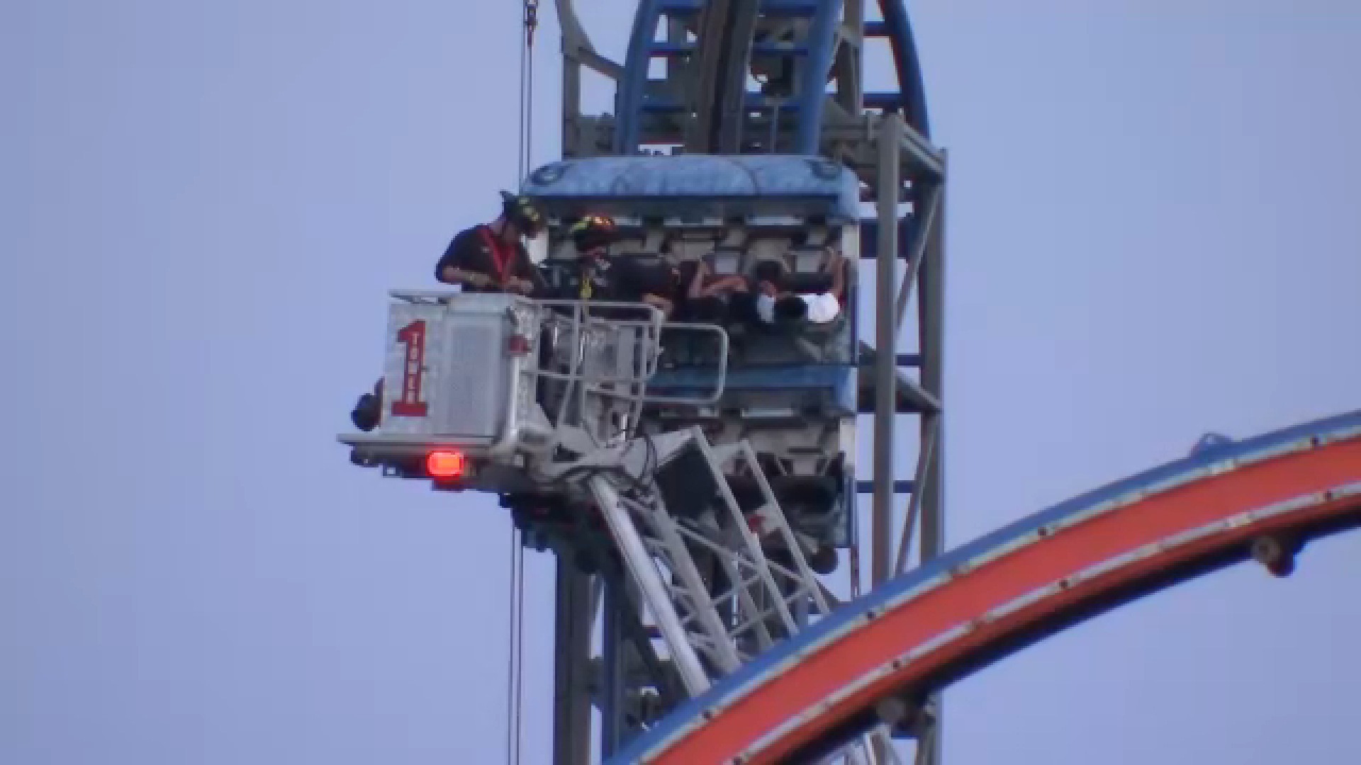 Teen stuck on roller coaster, firefighters who conducted extraction ...