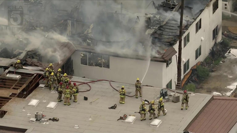At least 150 people displaced by massive apartment complex fire near UC ...