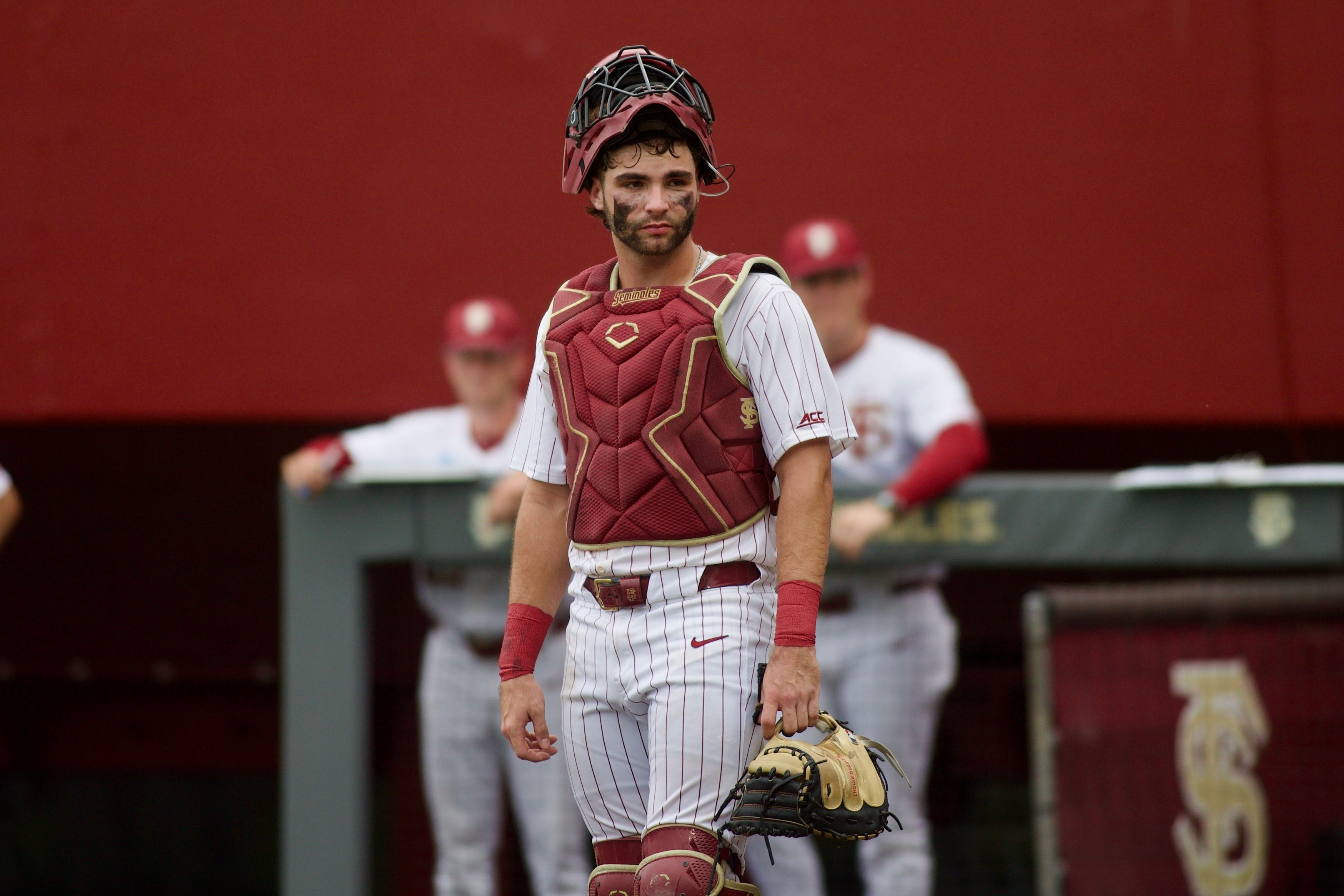 St. John's defeats Florida State 6-5, sends Seminoles to losers bracket